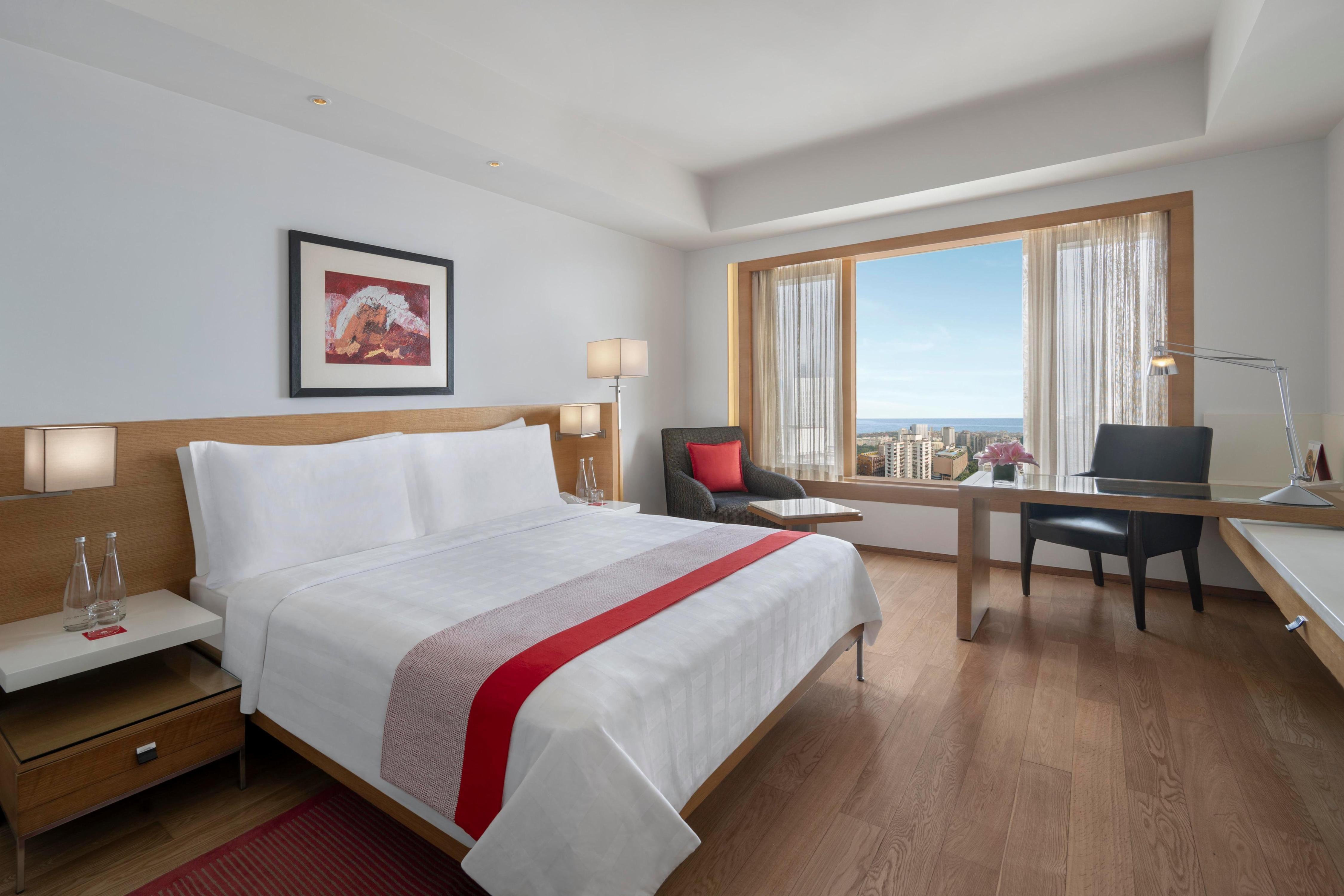 Trident Nariman Point Hotel Mumbai - Reviews, Photos & Offer