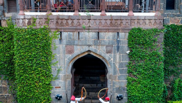 Fort JadhavGADH A GADH Heritage Hotel Hotel Sasvad - Reviews, Photos ...