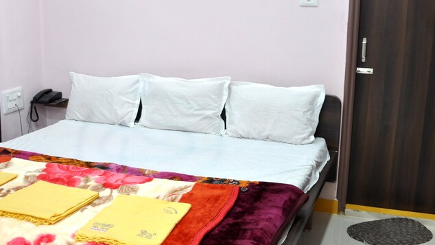 HOTEL KAVYA Hotel Dwarka - Reviews, Photos & Offer