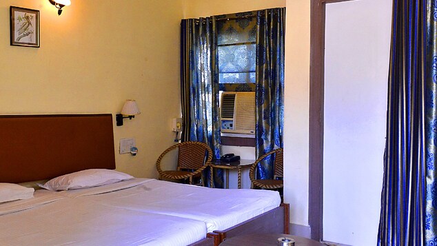 Malwa Retreat Mandu Hotel Mandu - Reviews, Photos & Offer