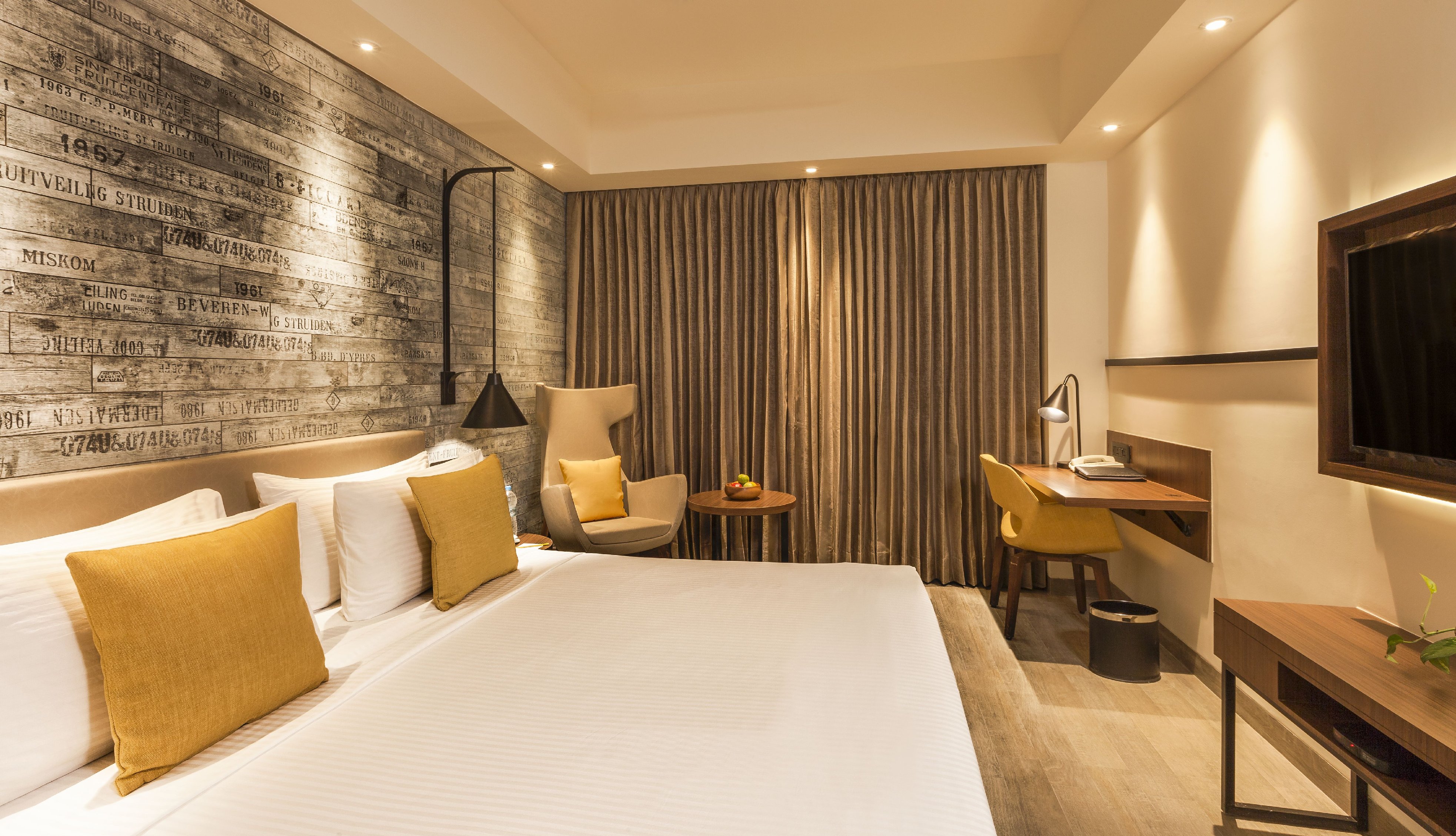 Lemon Tree Premier, City Center Pune Hotel Pune - Reviews, Photos & Offer