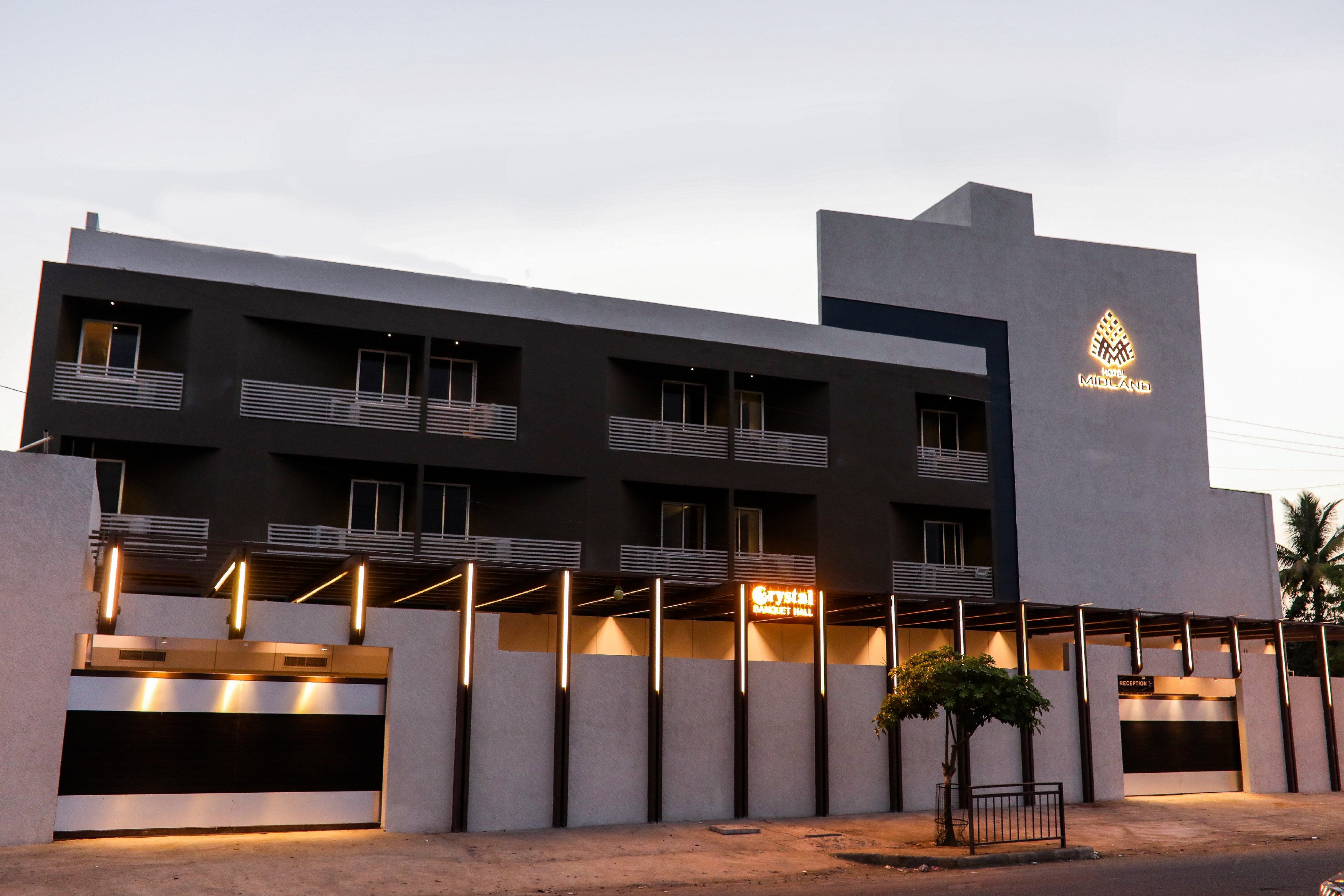 Hotel Midland Hotel Nanded - Reviews, Photos & Offer