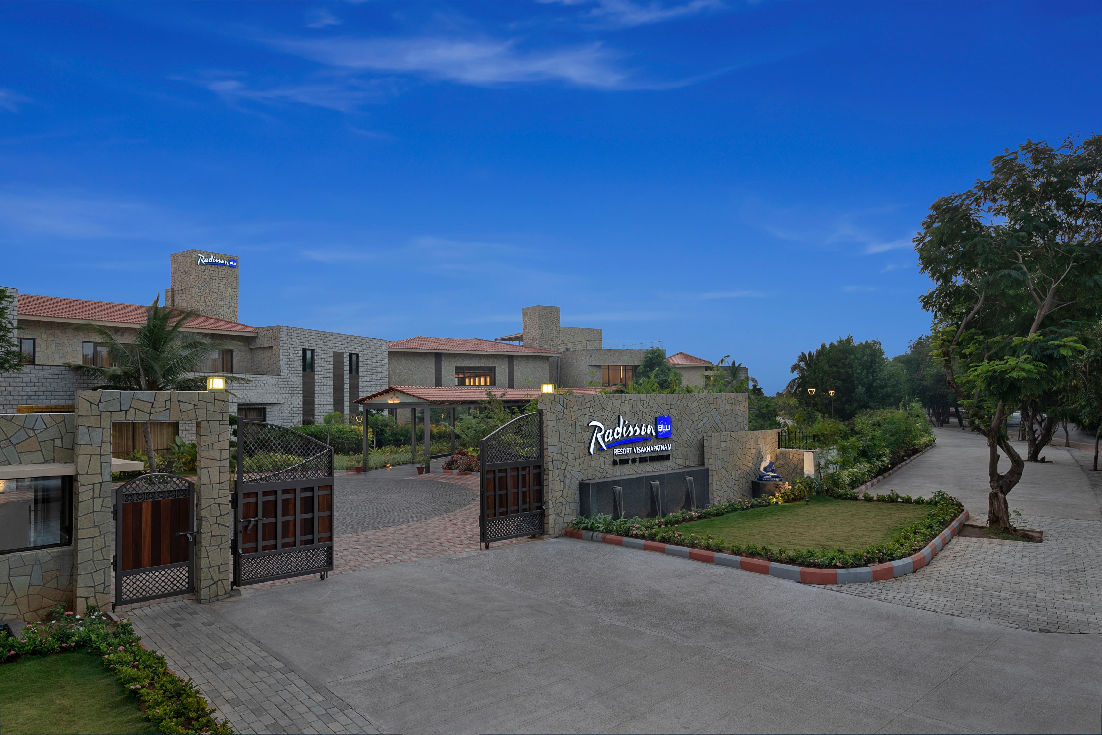 Radisson Blu Resort Vishakhapatnam Visakhapatnam | Book Hotel with Up ...