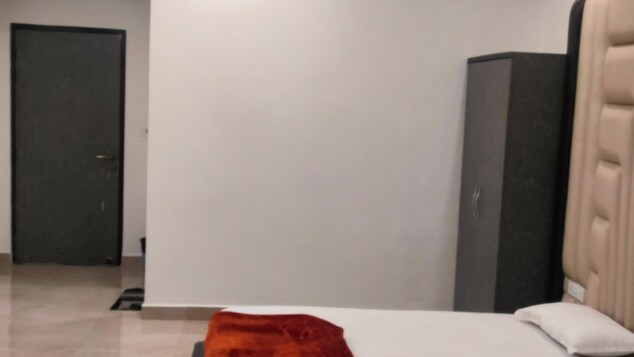 The Royal Crown Hotel Raibareilly - Reviews, Photos & Offer