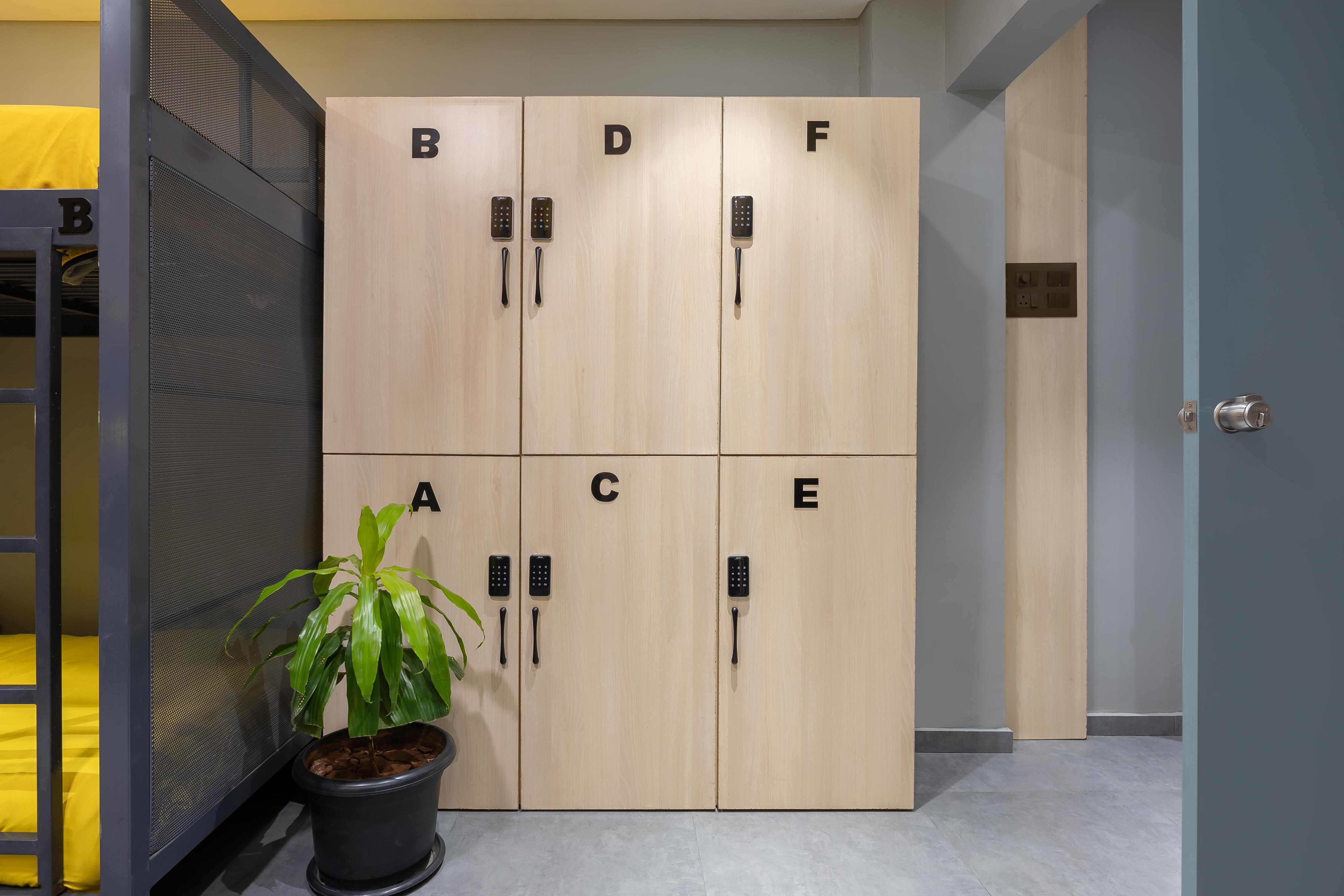 Coliwo Trois (Kharadi) Hostel Pune - Reviews, Photos & Offer