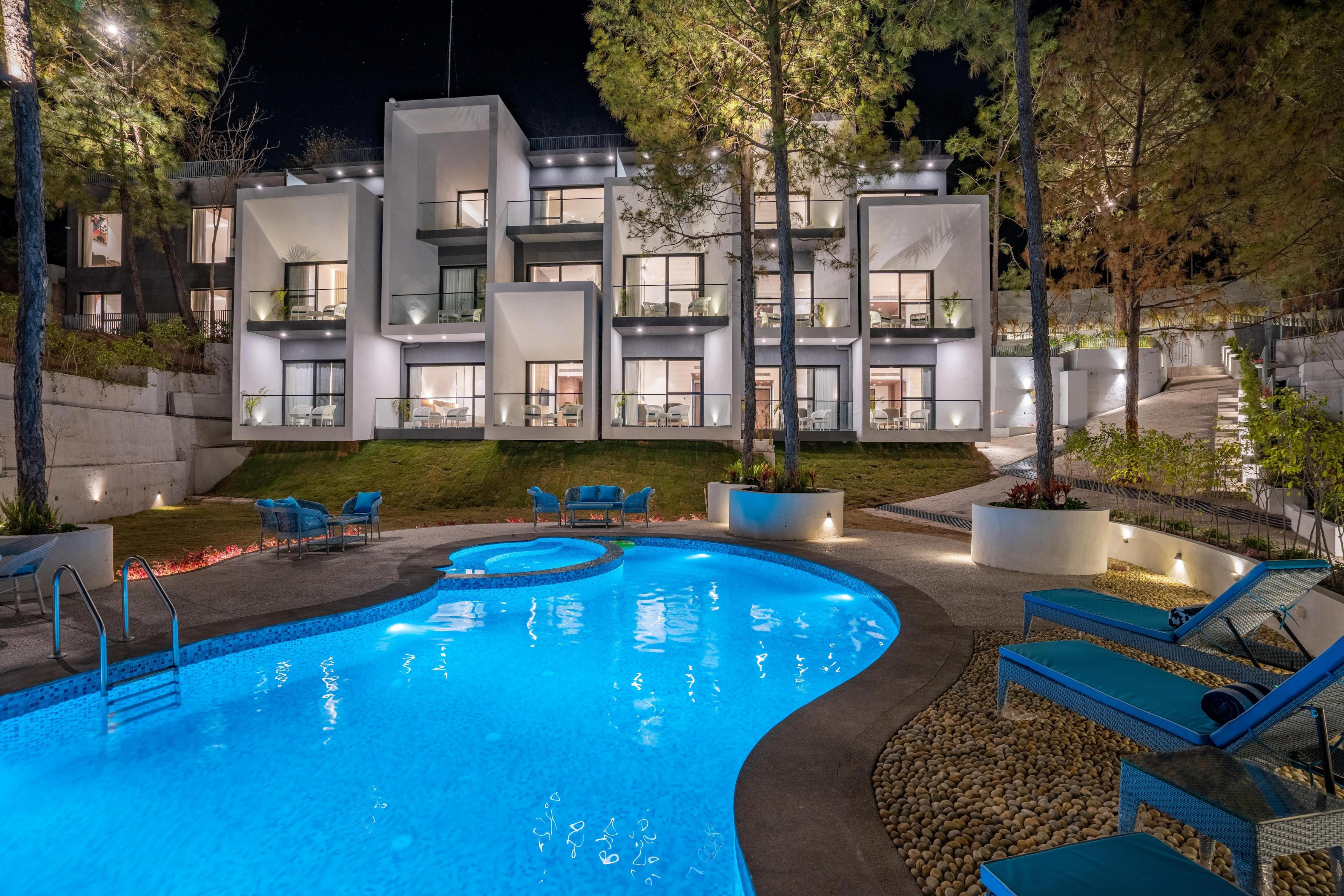 Velmore Kasauli Operated by Royal Orchid Hotel Ltd. Kasauli - Reviews ...