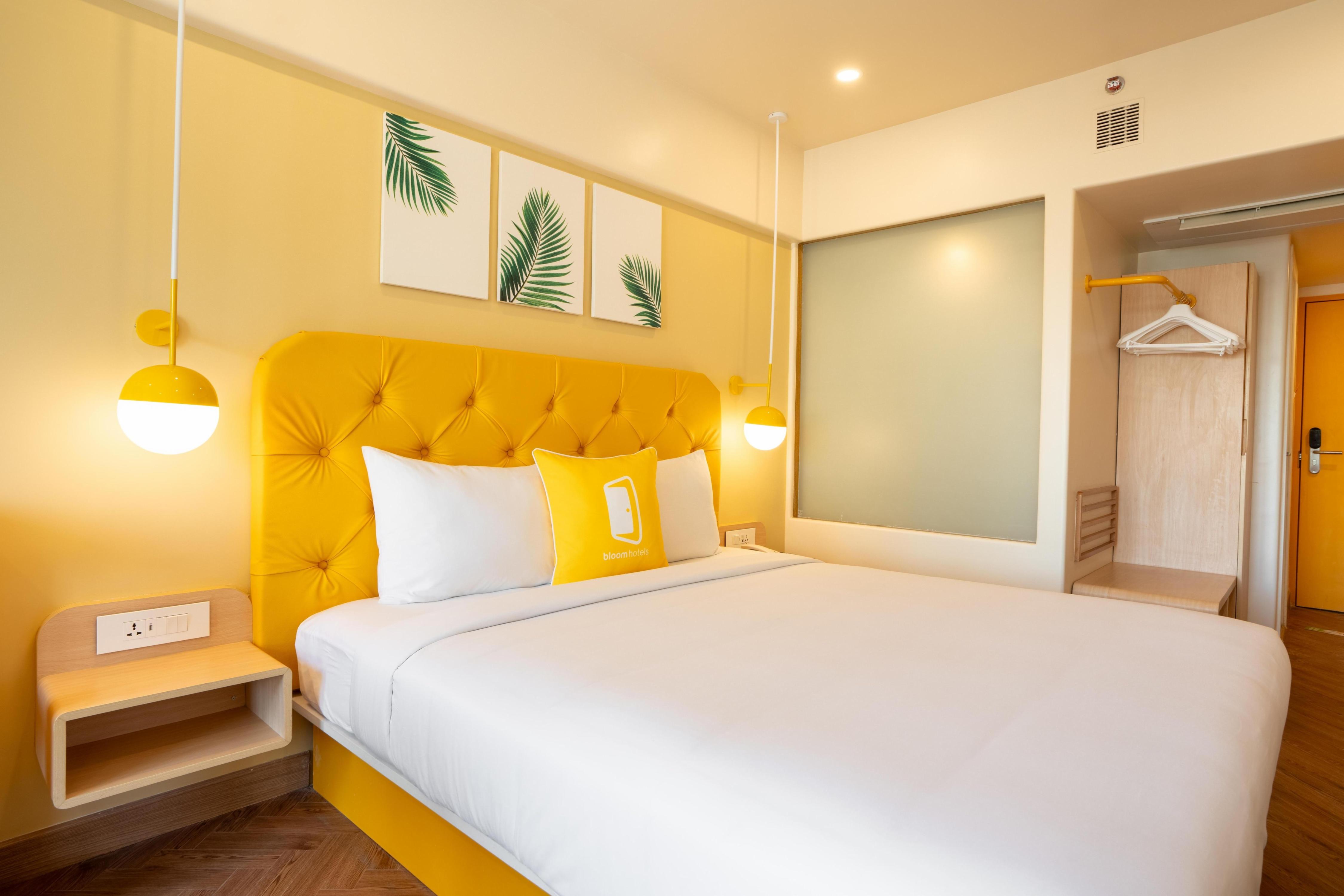 Bloom Hub WEH Andheri Hotel Mumbai - Reviews, Photos & Offer