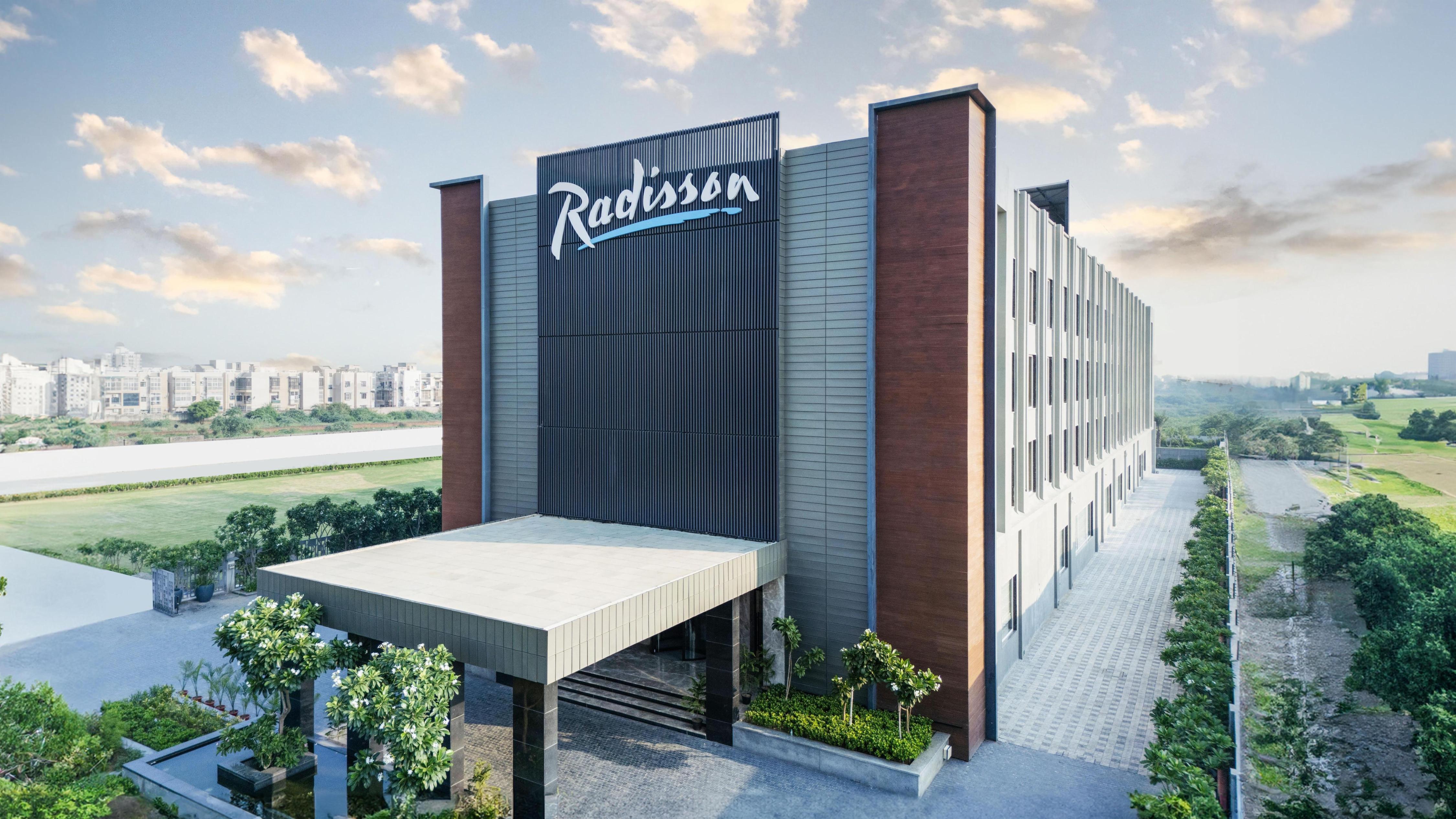 Radisson Hotel Vrindavan Vrindavan - Reviews, Photos & Offer