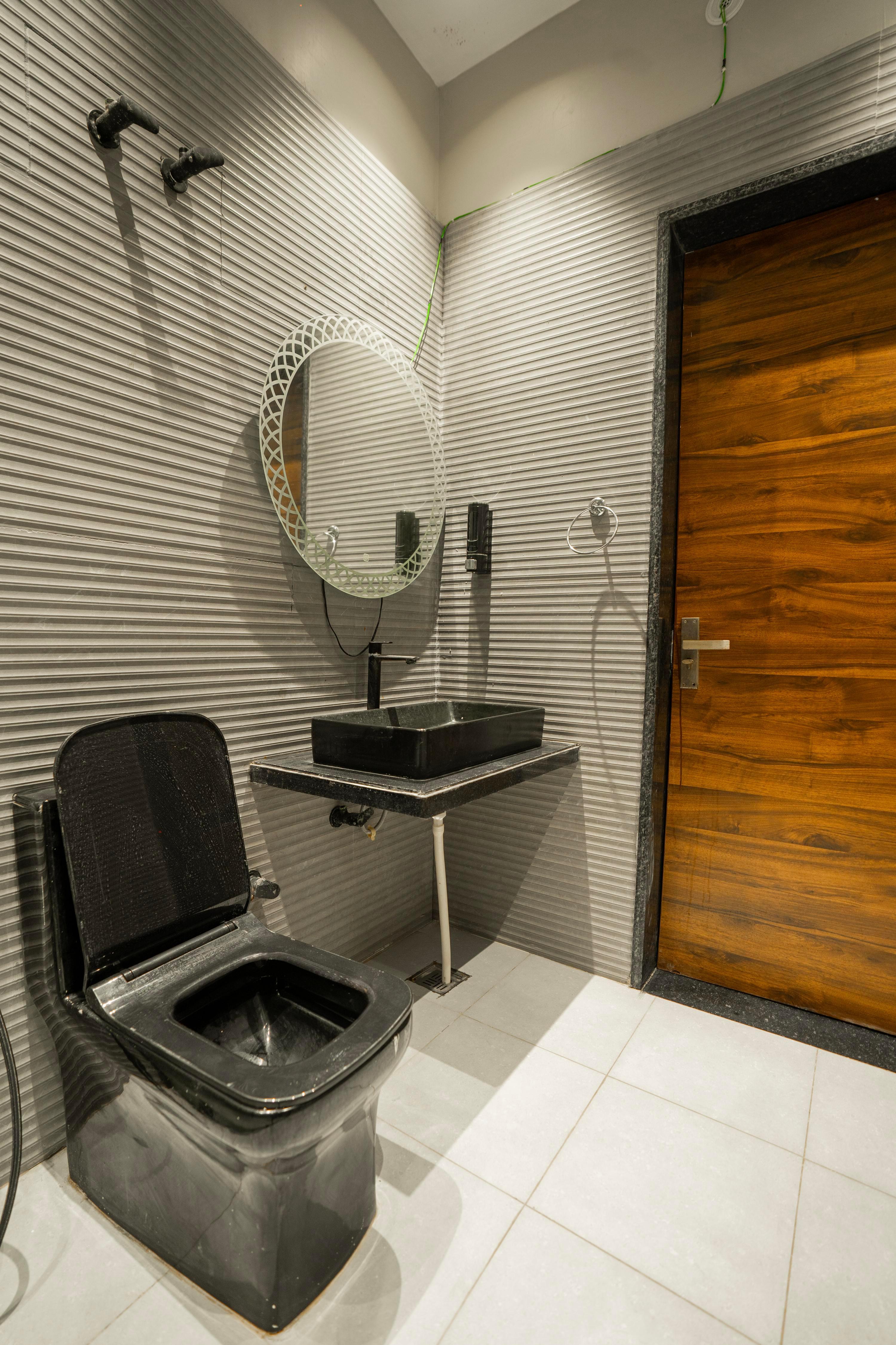 Luxury Pvt Farm /Garden/ Party /Pool/New year Eve Farm House Jaipur ...