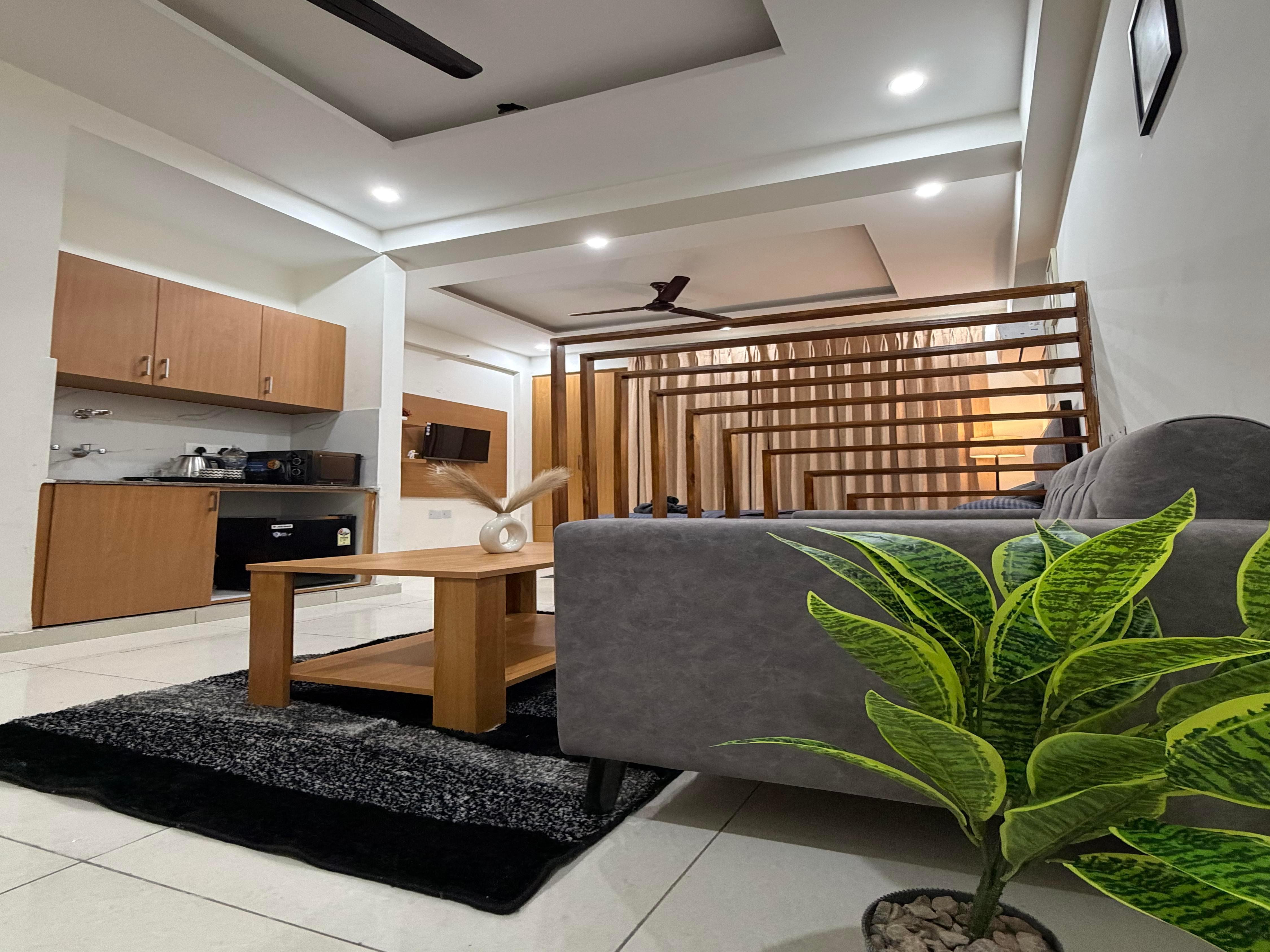 Luxe Label Studio by Sam Designer Studio Stay Apartment Zirakpur ...