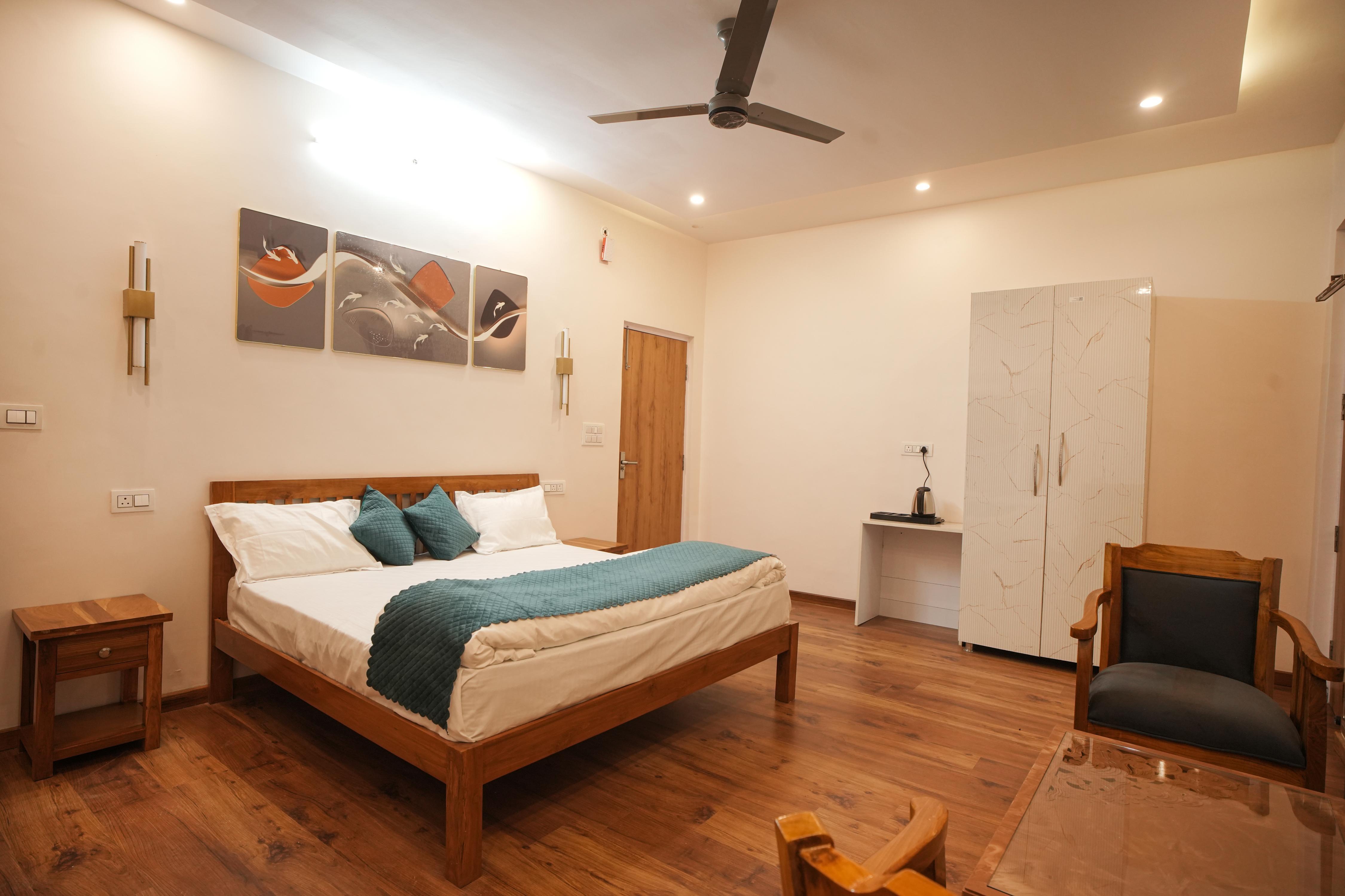 OMAYA VISTA Hotel Mukteshwar - Reviews, Photos & Offer