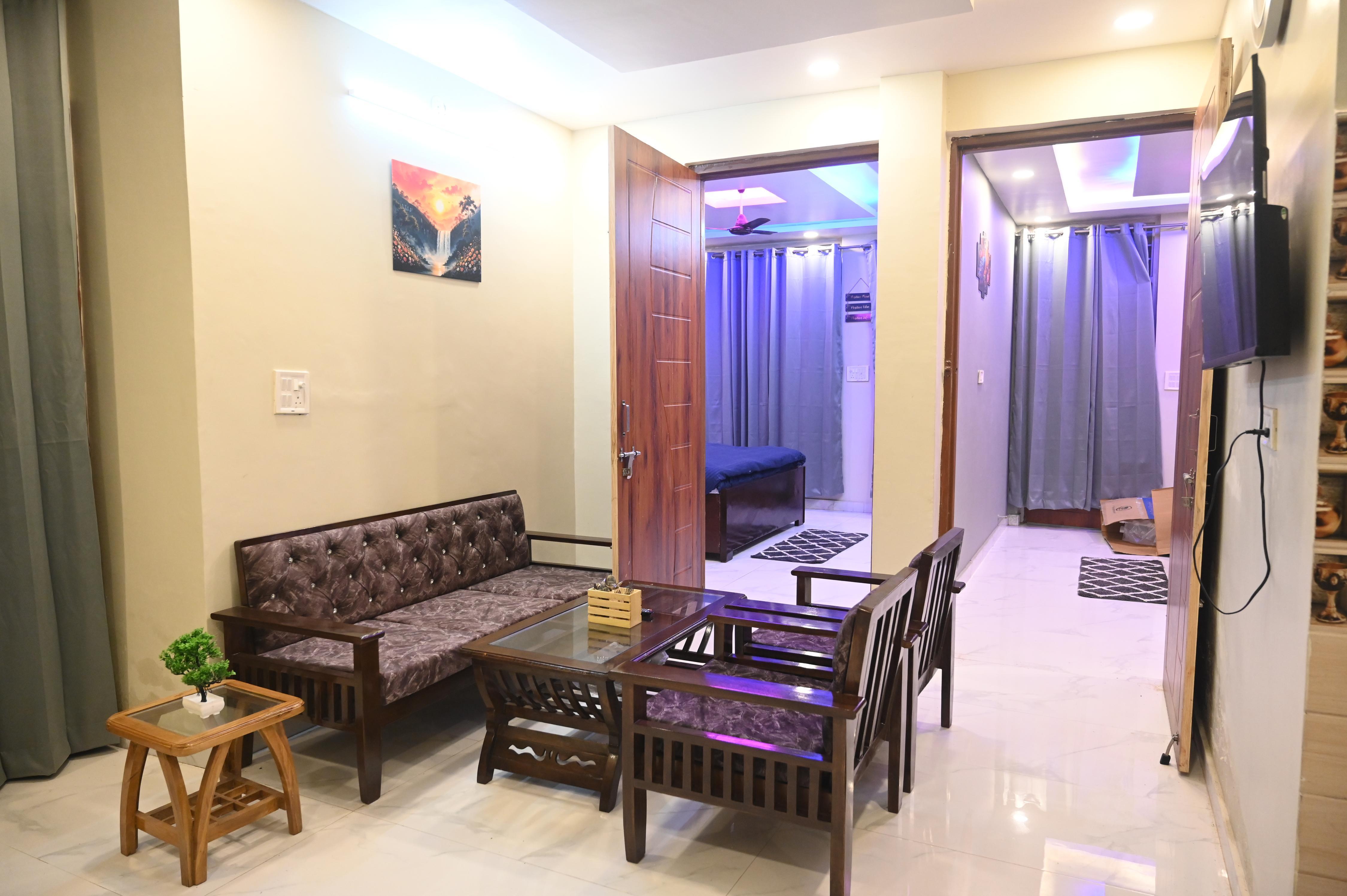 The ValleyView Residency Cozy 2BHK w Open Space Apartment Dehradun ...