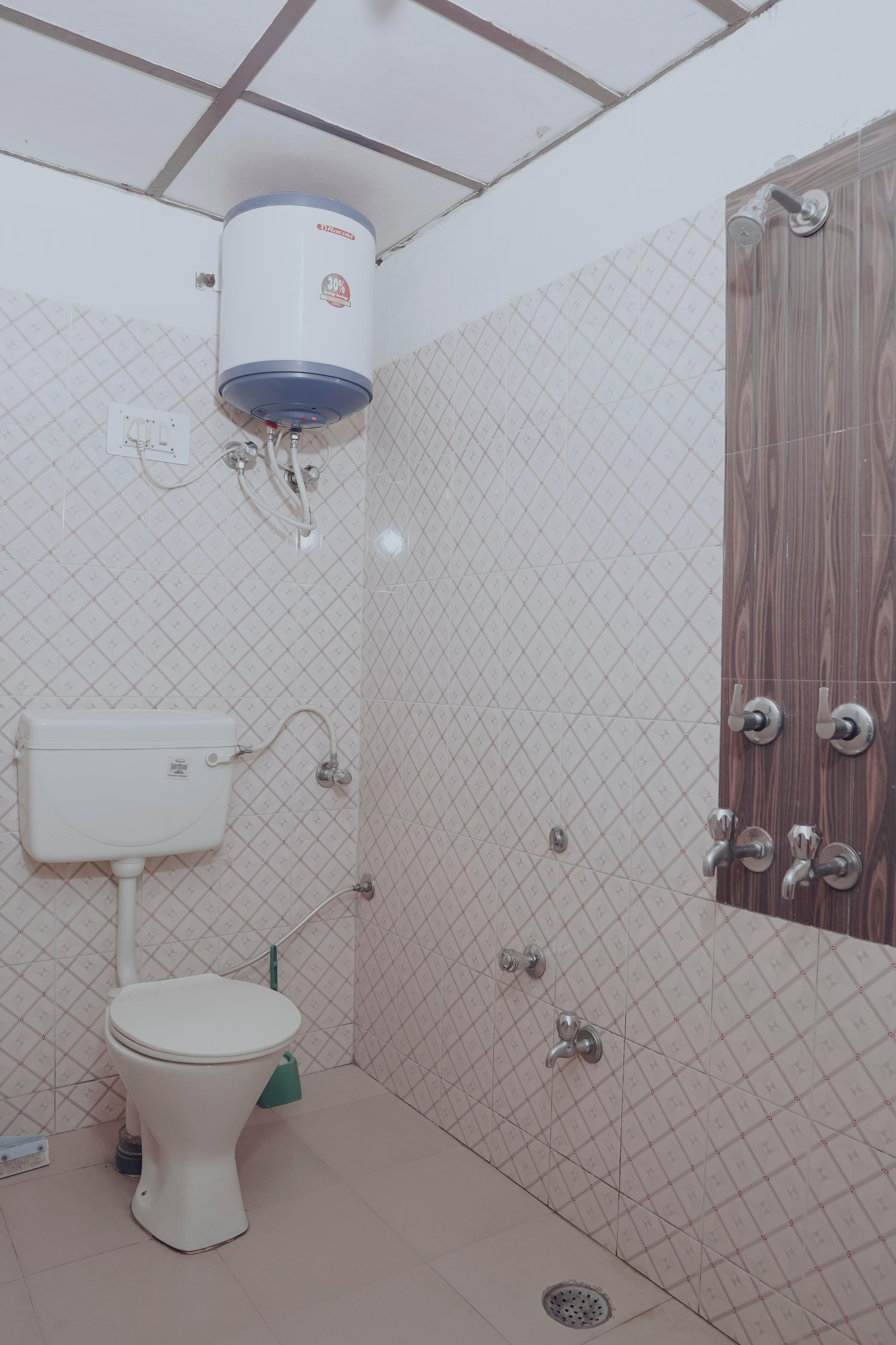 HOTEL COUNTRY HEIGHTS Dharamshala - Reviews, Photos & Offer