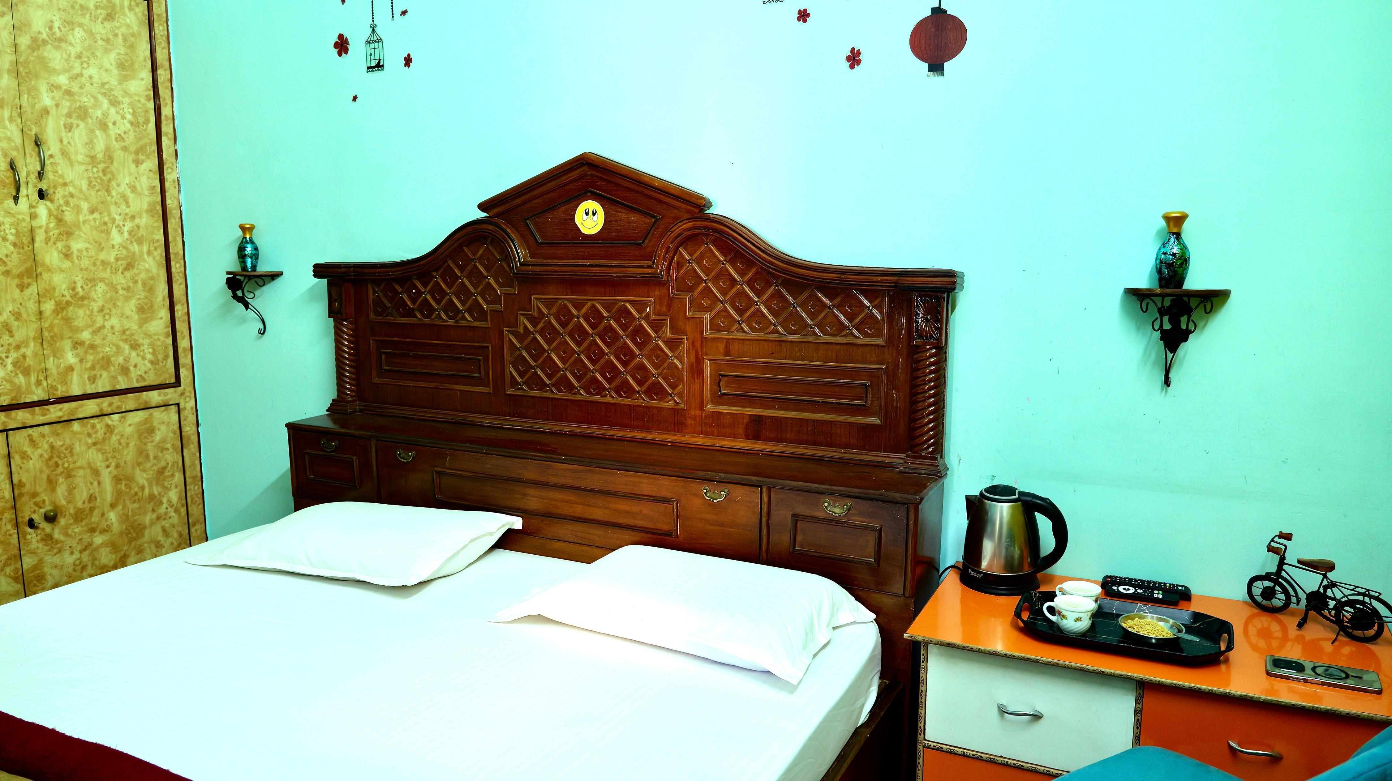 Kashi Tirth Home Stay Homestay Varanasi - Reviews, Photos & Offer