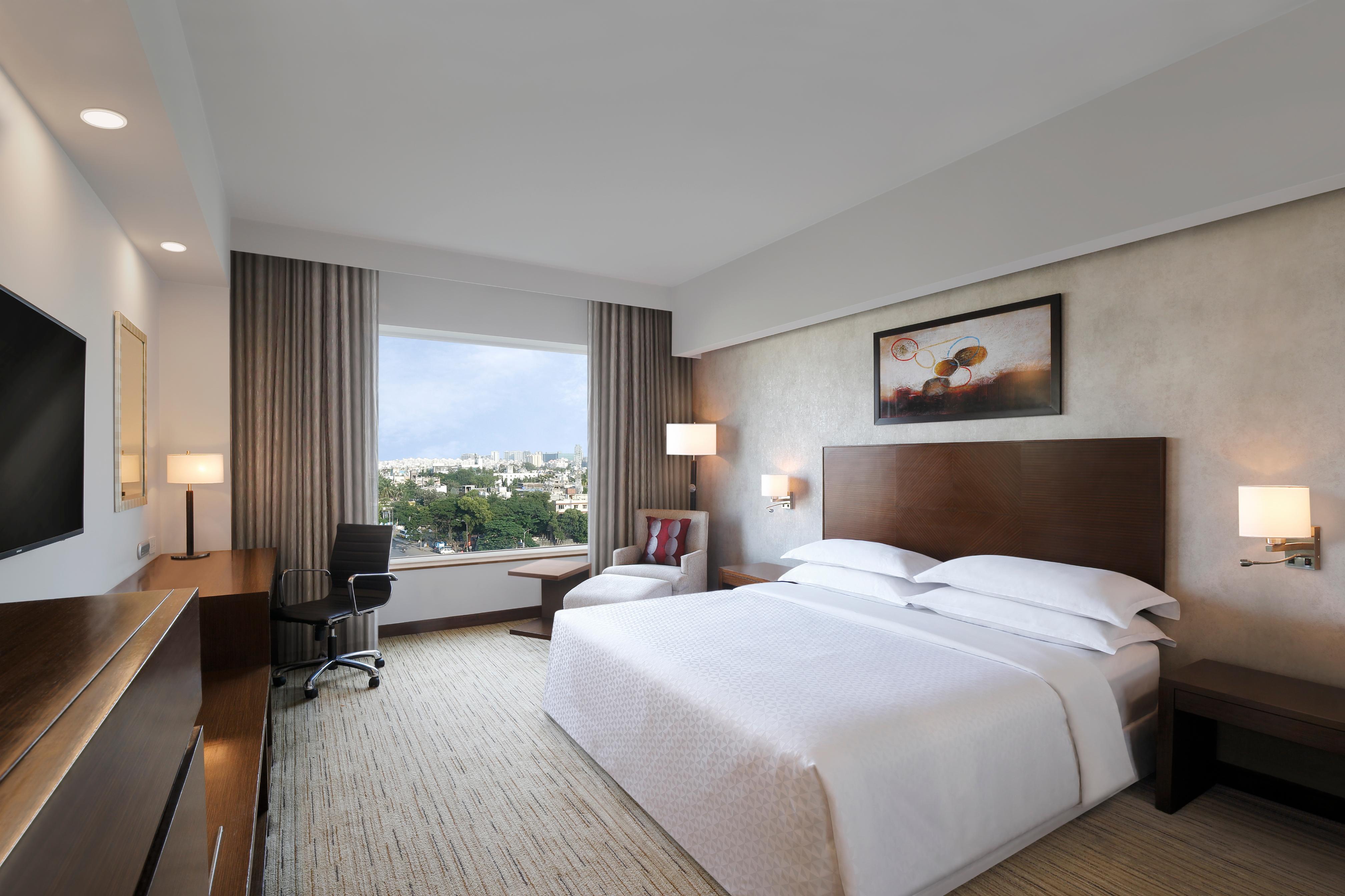 Four Points By Sheraton Hotel And Serviced Apartments Pune - Reviews ...