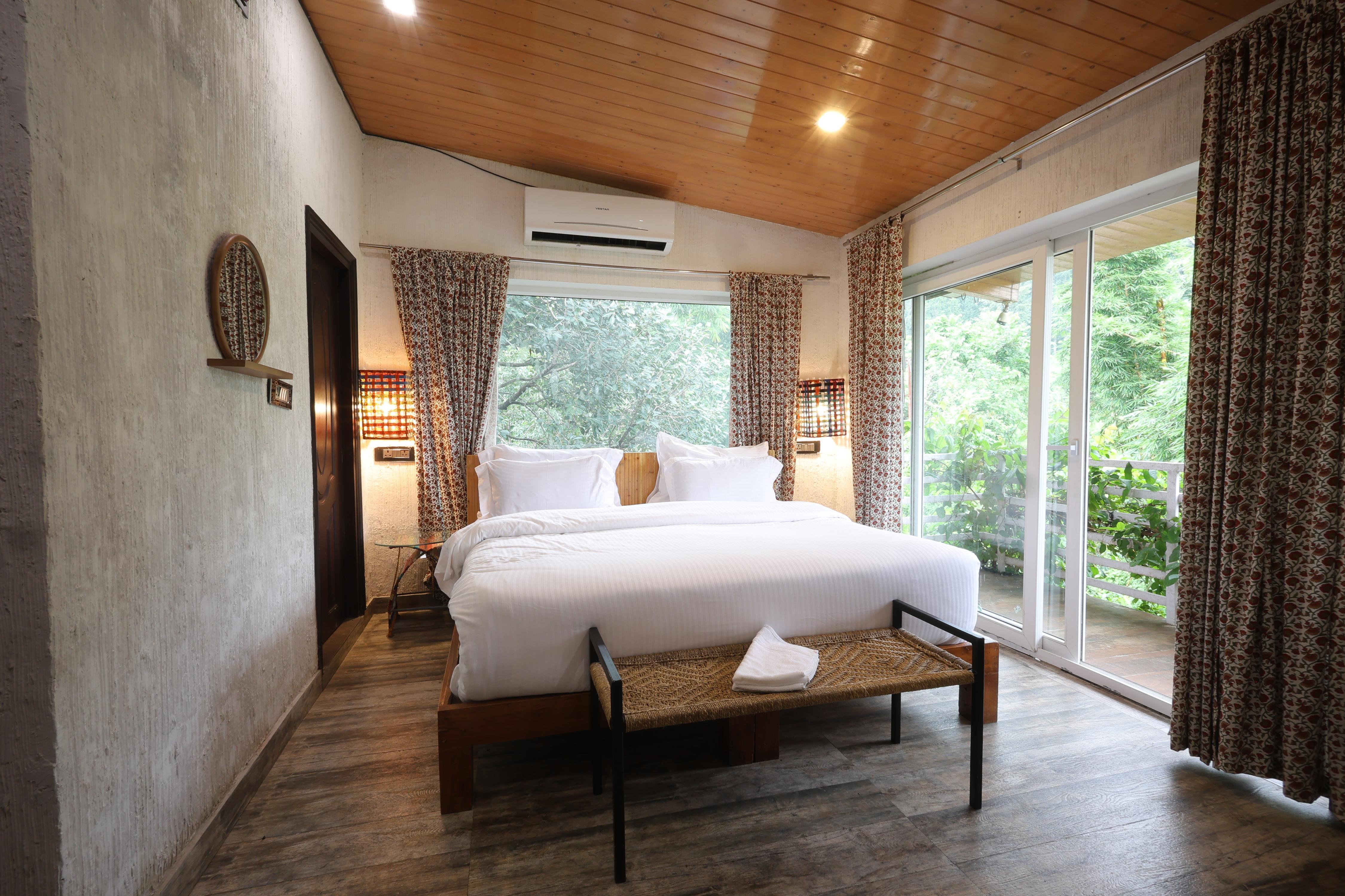Nanau Resort & Spa (3kms from Sitabani Safari Gate) Jim Corbett ...