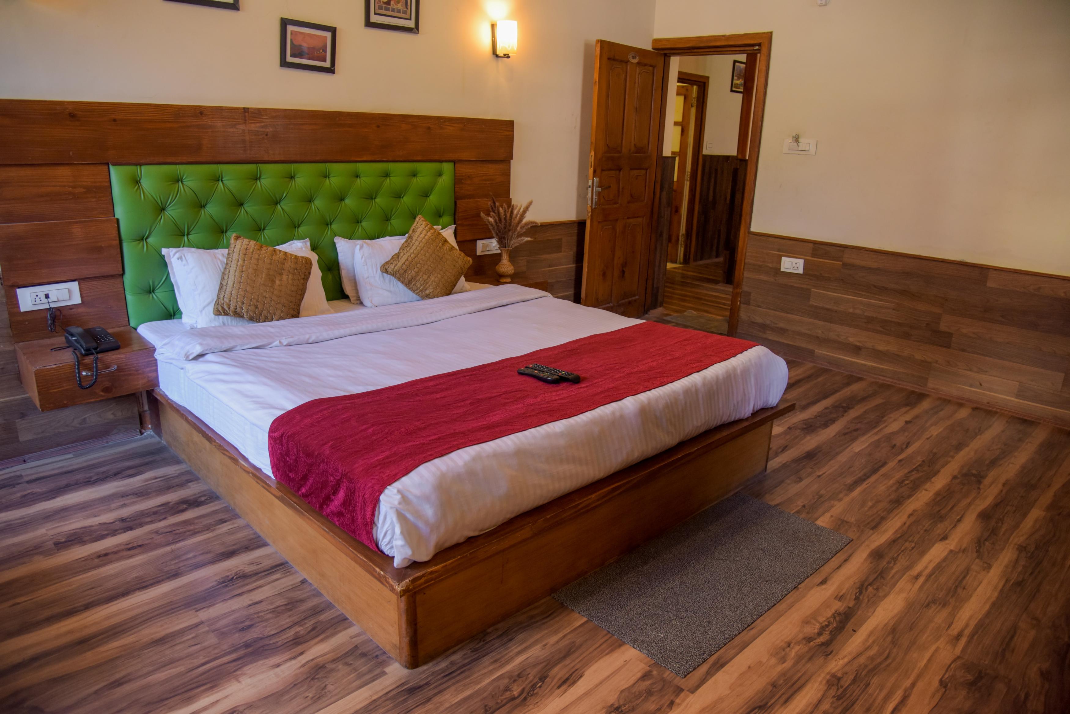Toad 4bhk Cottage By Dumnu Homes Hotel Manali Reviews Photos And Offer