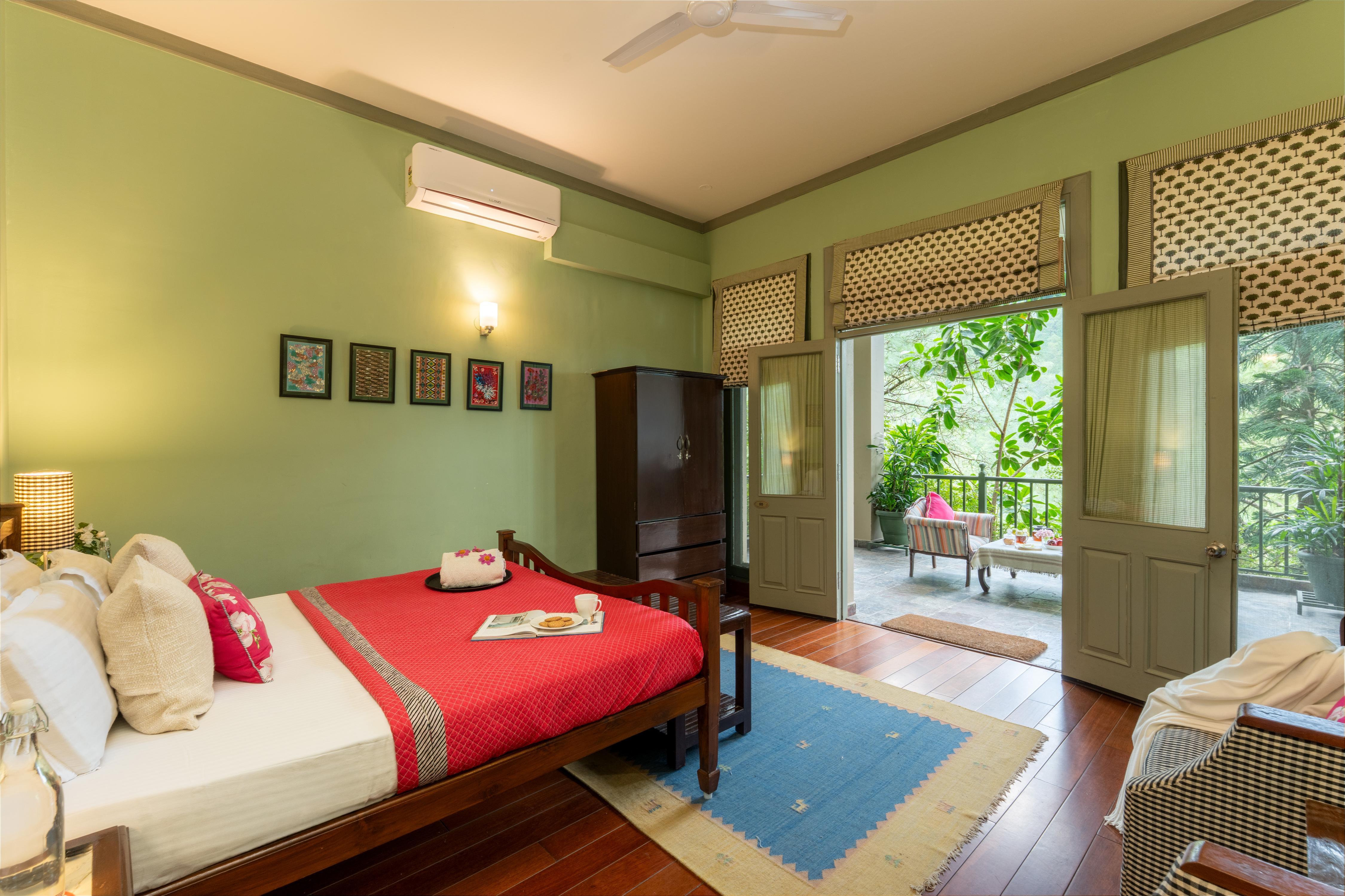 ama Stays and Trails Seven Pines Kasauli Villa Kasauli - Reviews ...